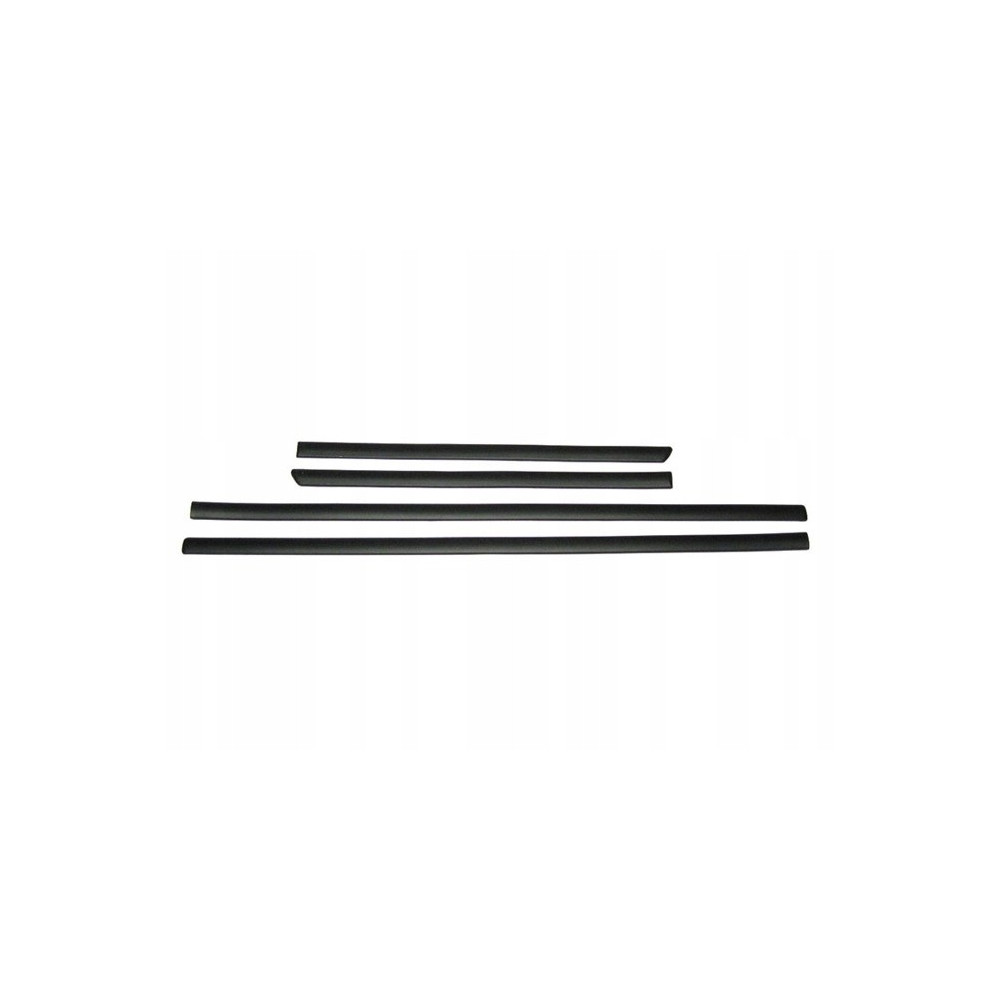 VW Passat B7 Kombi - Black side door trim