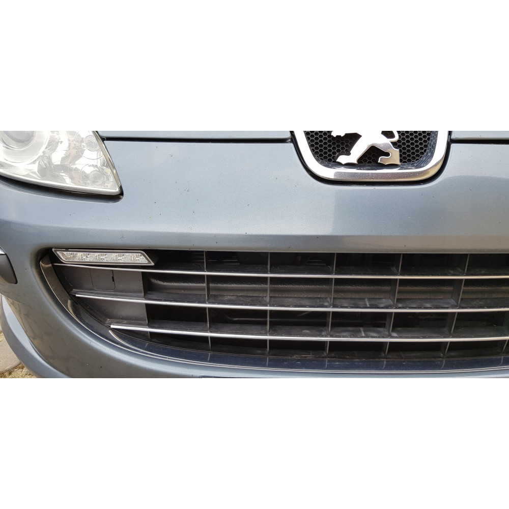 Peugeot 407 - Chrome Grille Kit 3M Tuning